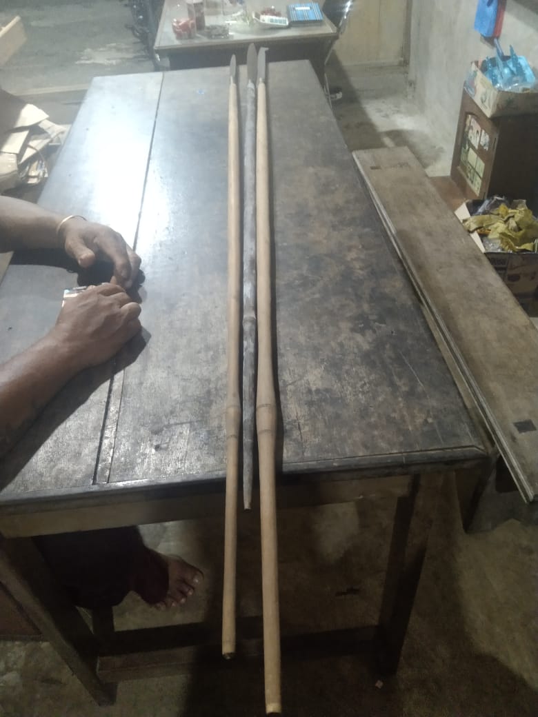 Mentawai spears - Bushguide 101